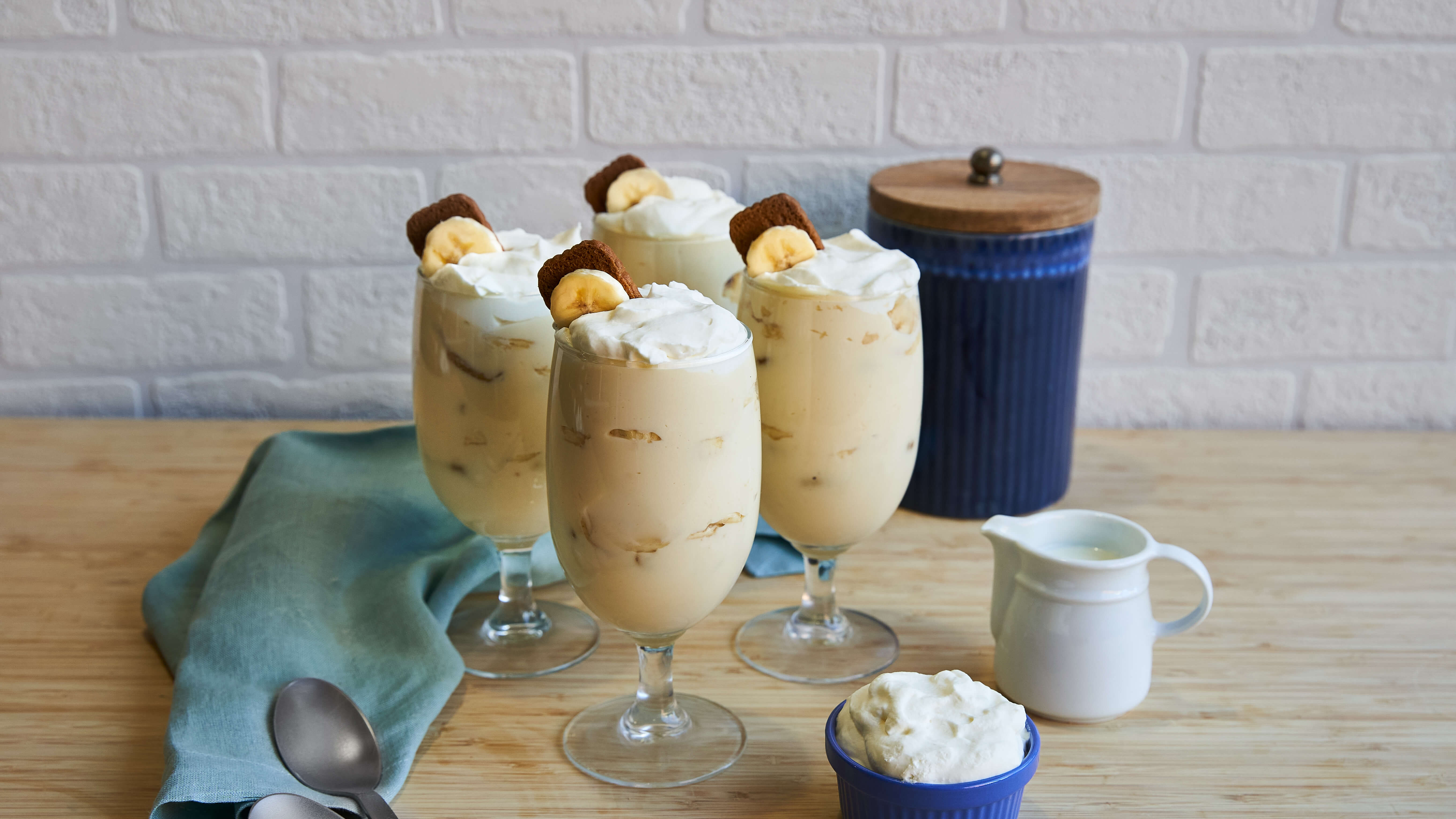 Creamy Layered Banana Pudding Parfaits